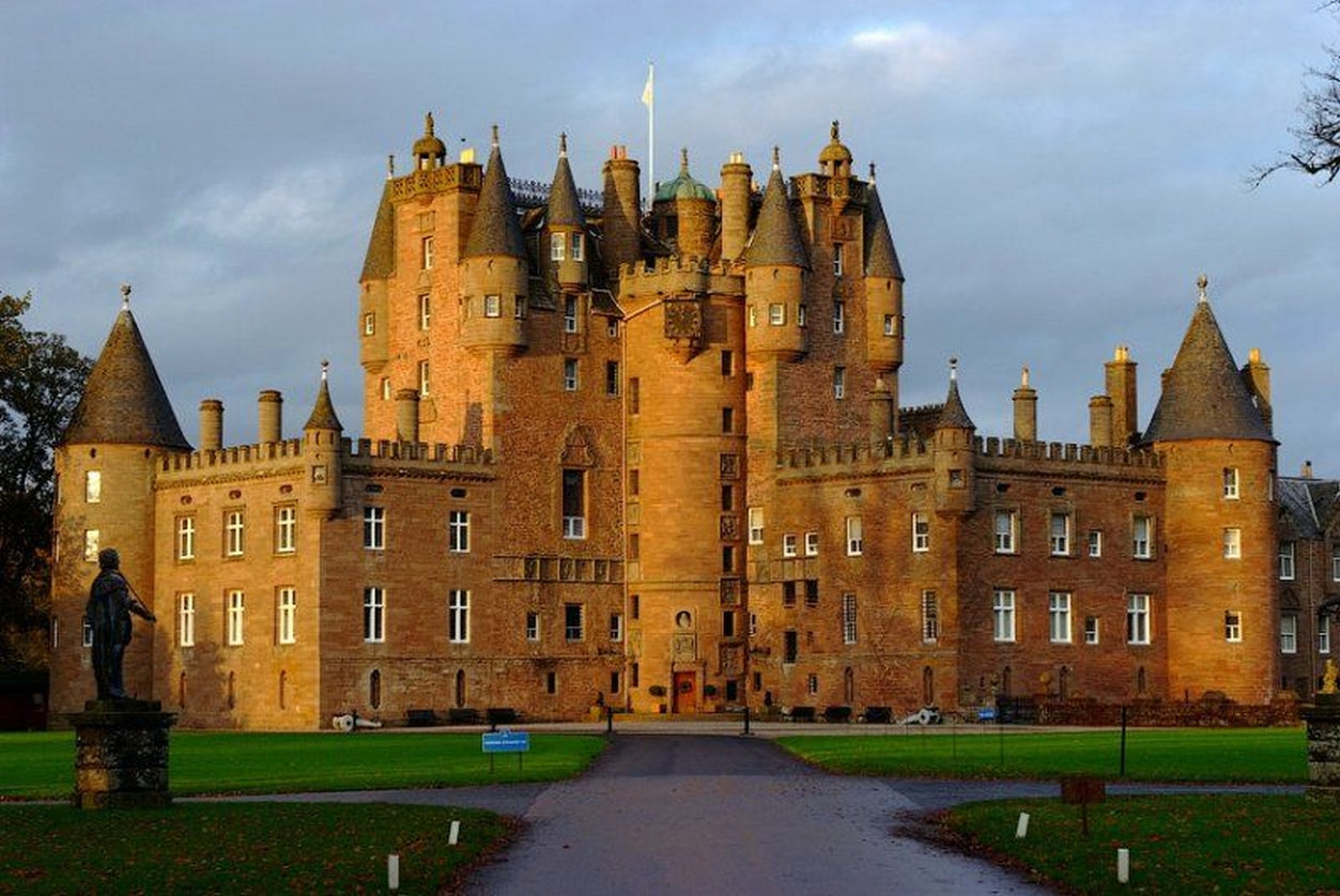 Exploring History and Legend: Glamis Castle, Macbeth, and Lady Anne's ...