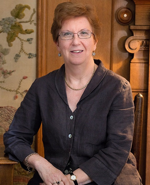 Needlework historian Dr. Lynn Hulse during Our Tour – The Crewel Work ...