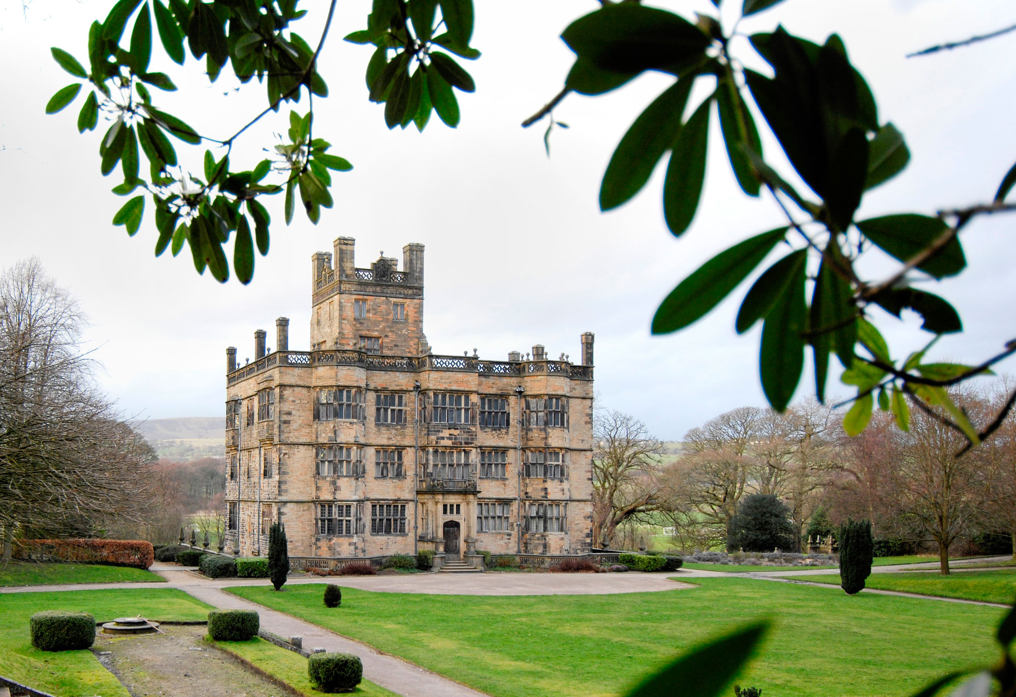Gawthorpe Hall Collection – The Crewel Work Company