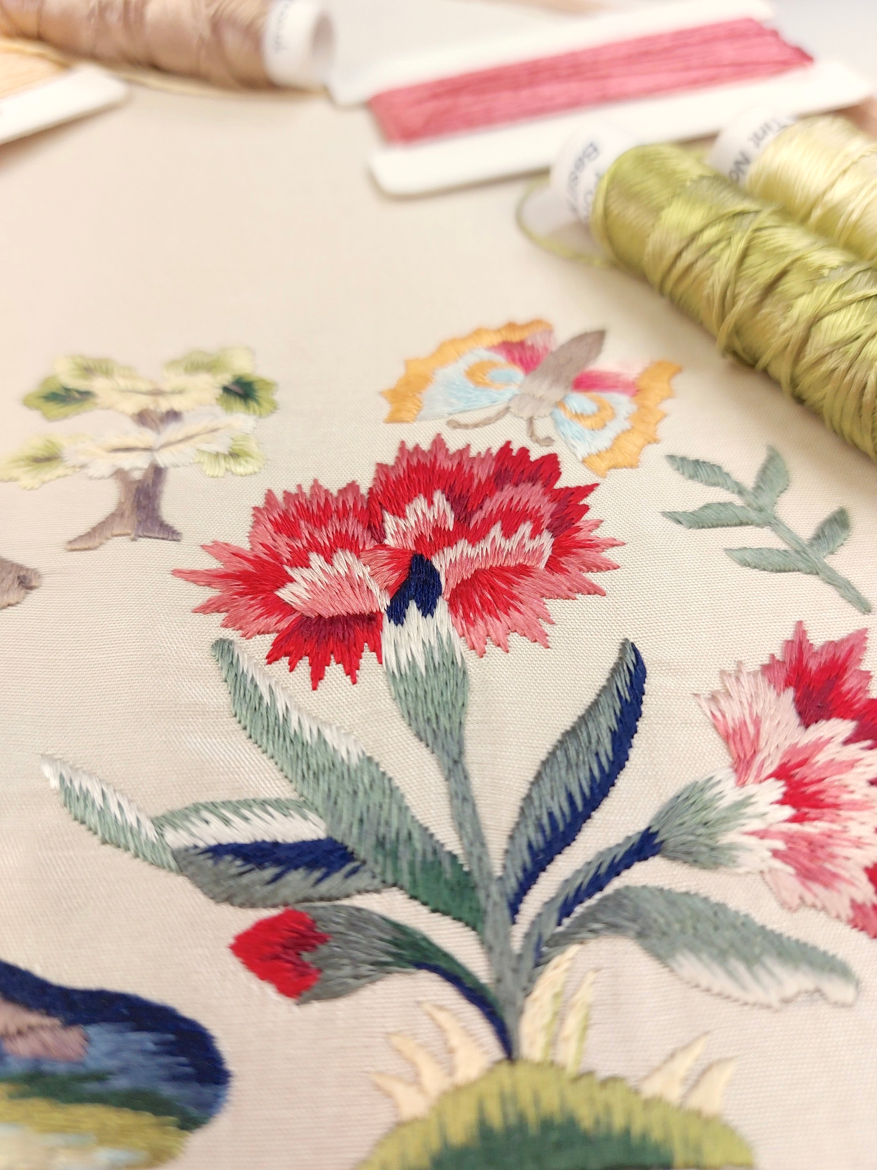 The Feller Mirror Online Course | The Crewel Work Company